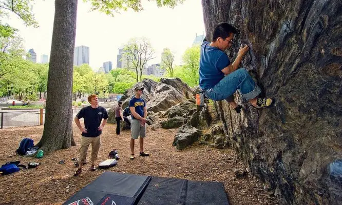 Is bouldering dangerous, really that is, & best 4 FAQ here